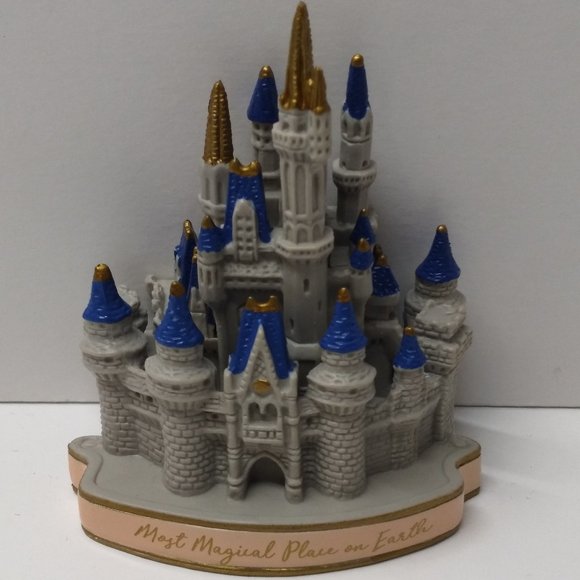 Disney | Kitchen | Disney Wdw Cinderellas Castle Replica Magnet | Poshmark